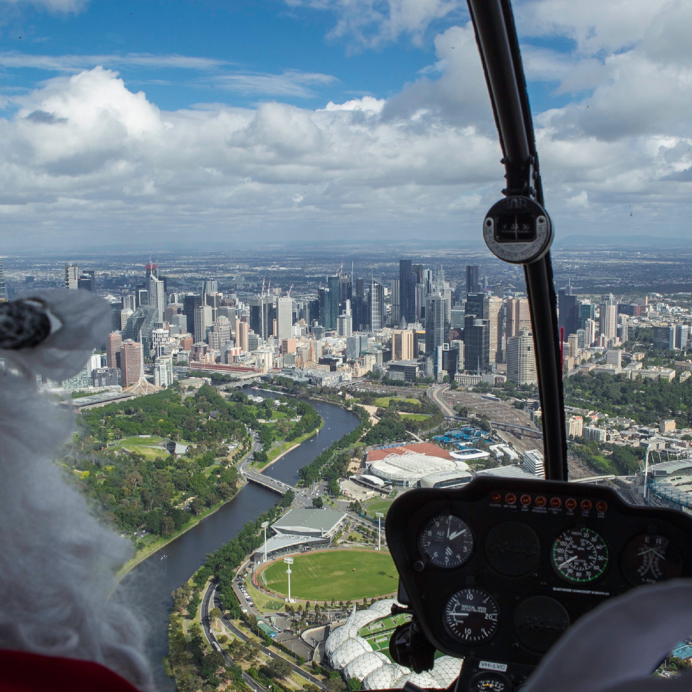 Helicopter Scenic Flights in Melbourne - Leisure Tours