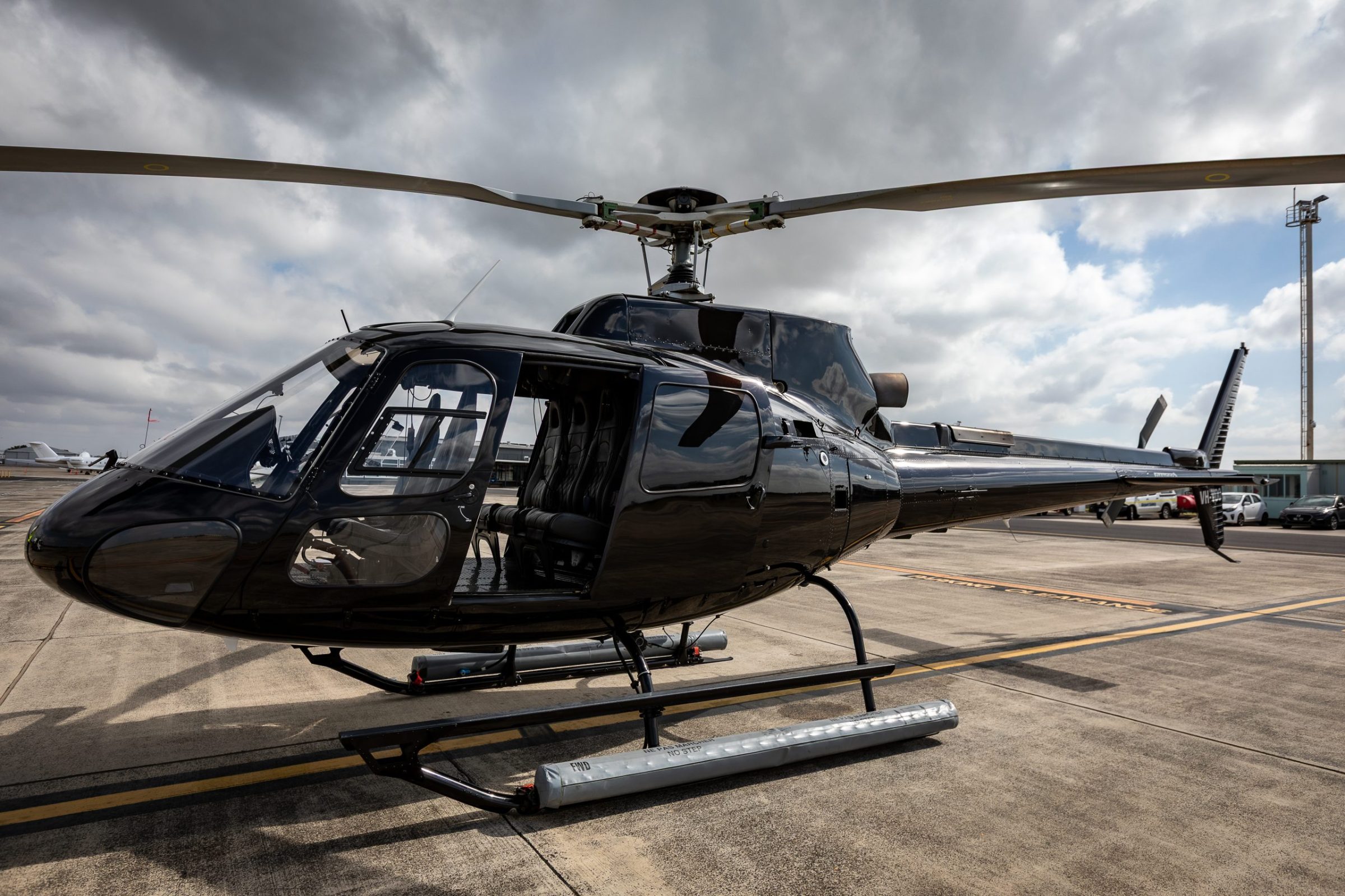 Helicopter Helicopter Fleet - Helicopter Charter | Scenics | Winery ...